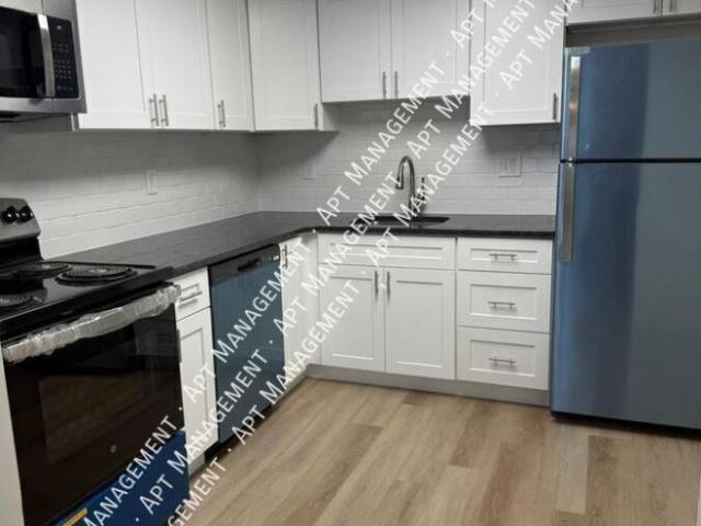 2 Br, 1 bath, Condo 100 Willow Bend Court