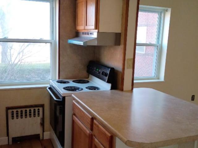 2 Br, 1 bath, Condo 1014 S Pugh St