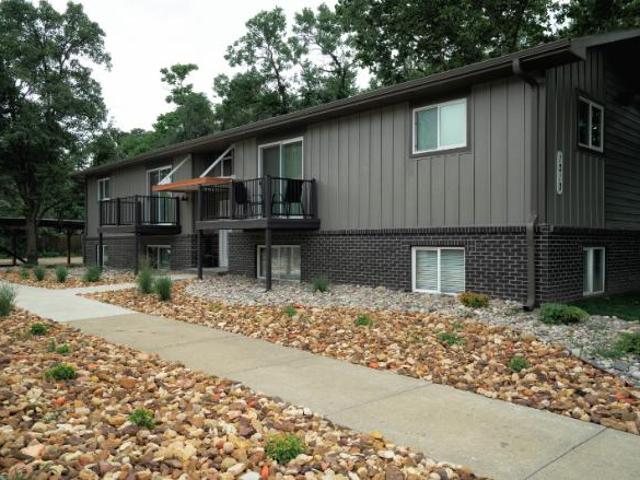 2 Br, 1 bath, Condo 1015 Johnstown Ave