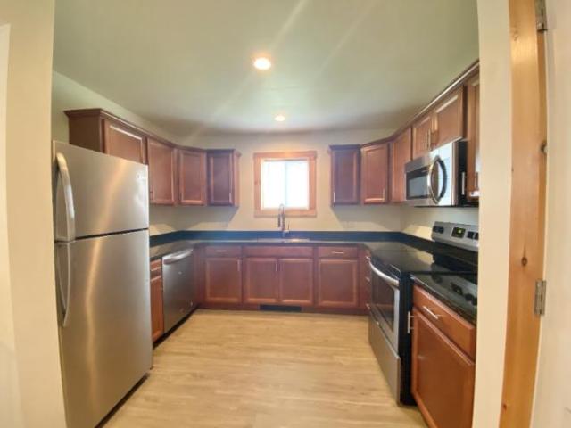2 Br, 1 bath, Condo 1016 Vine