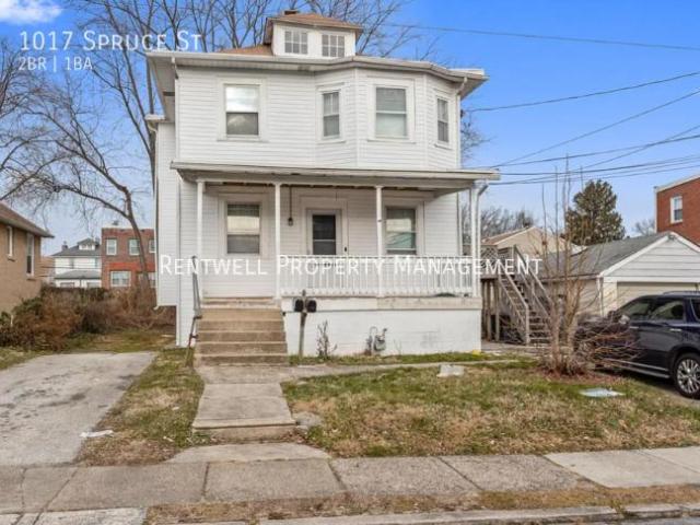 2 Br, 1 bath, Condo 1017 Spruce St