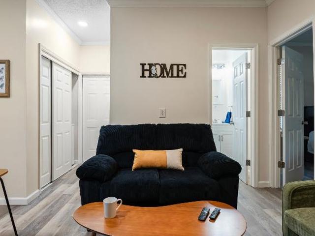 2 Br, 1 bath, Condo 1019 W Rowan St