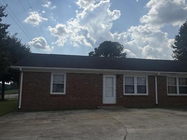2 Br, 1 bath, Condo 101 Blair Ln