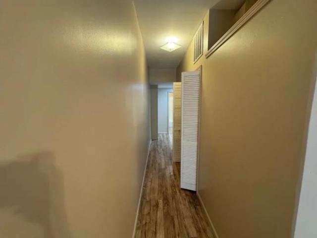 2 Br, 1 bath, Condo 10212 South Doctor Martin Luther King Jr Drive