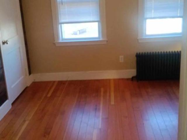 2 Br, 1 bath, Condo 102 Constitution St