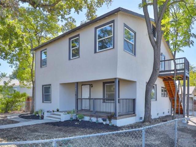 2 Br, 1 bath, Condo 102 Redwood Ave