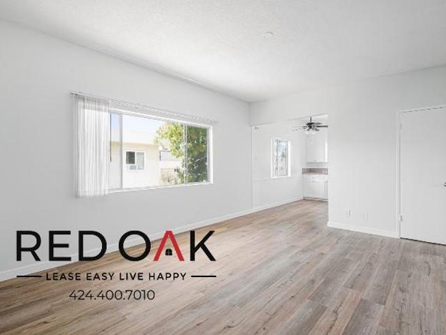 2 Br, 1 bath, Condo 10327 Western Ave