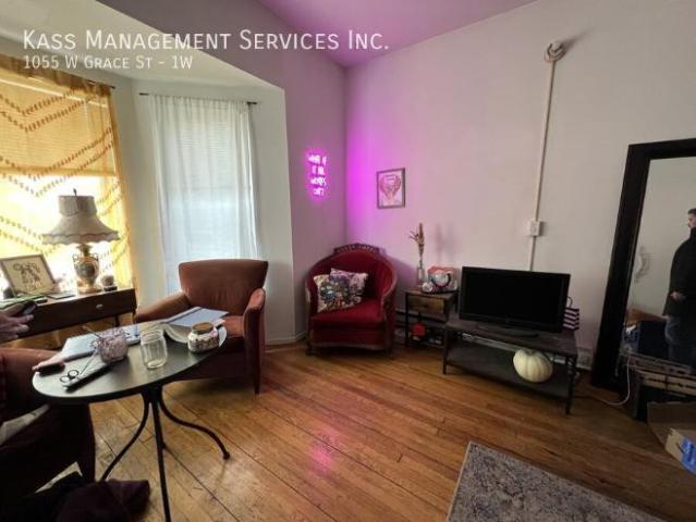 2 Br, 1 bath, Condo 1055 W Grace St