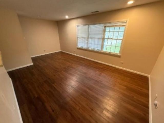 2 Br, 1 bath, Condo 105 South Elder Lane