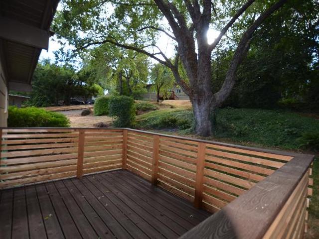 2 Br, 1 bath, Condo 106 Harvard Court SE
