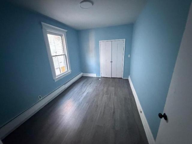 2 Br, 1 bath, Condo 106 N Munn Ave