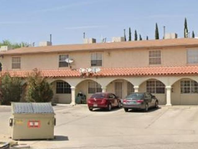 2 Br, 1 bath, Condo 10725 Forest Ridge