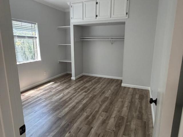 2 Br, 1 bath, Condo 1072 Laguna Ave