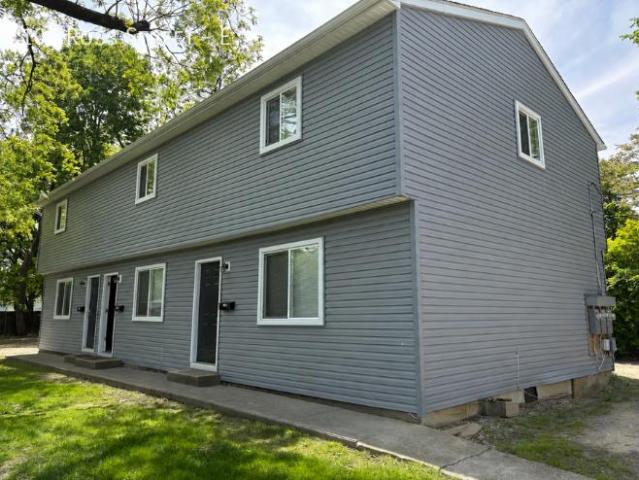 2 Br, 1 bath, Condo 107 Ross Street