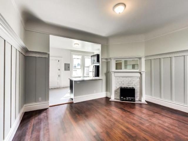2 Br, 1 bath, Condo 1087 Natoma Street