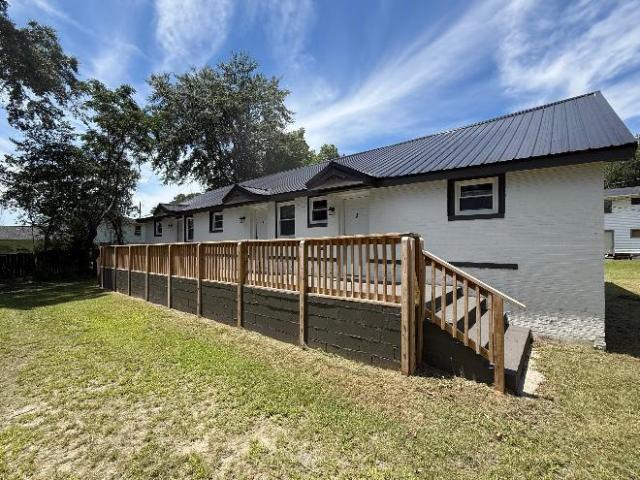 2 Br, 1 bath, Condo 108 Mollette St