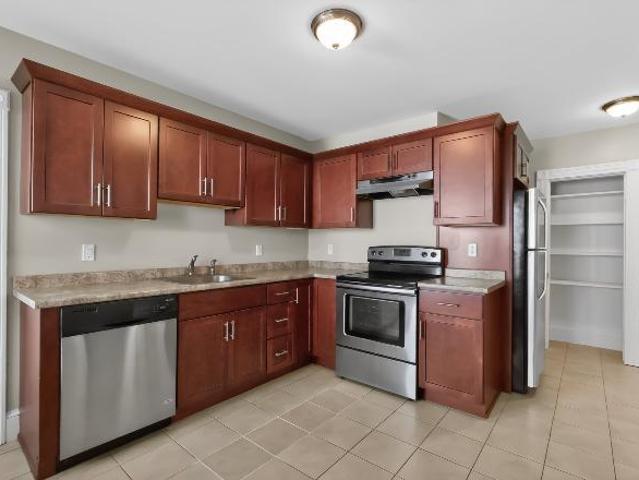 2 Br, 1 bath, Condo 10 Eldridge St