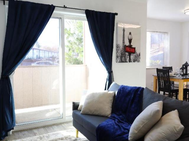 2 Br, 1 bath, Condo 10 Gentry Way