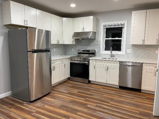2 Br, 1 bath, Condo 10 Mayhew St
