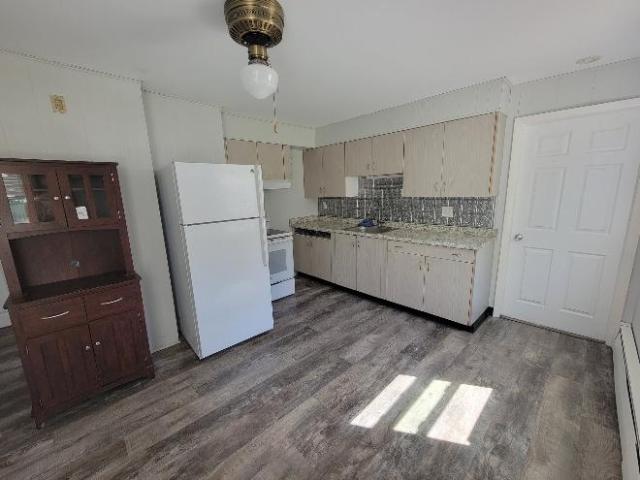 2 Br, 1 bath, Condo 10 Ostend St