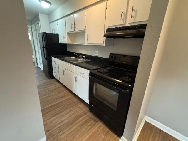 2 Br, 1 bath, Condo 10 S Sherman Street