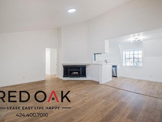 2 Br, 1 bath, Condo 11051 Barnwall Street