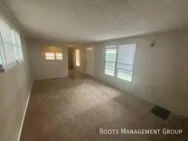 2 Br, 1 bath, Condo 1105 Inverness Street