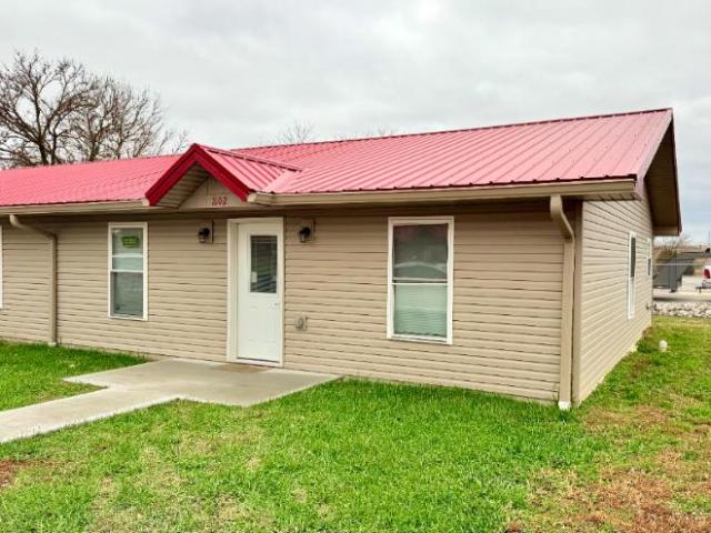 2 Br, 1 bath, Condo 1102 Red Roof Dr