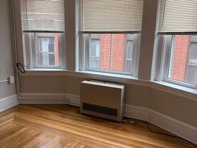 2 Br, 1 bath, Condo 110 High Street