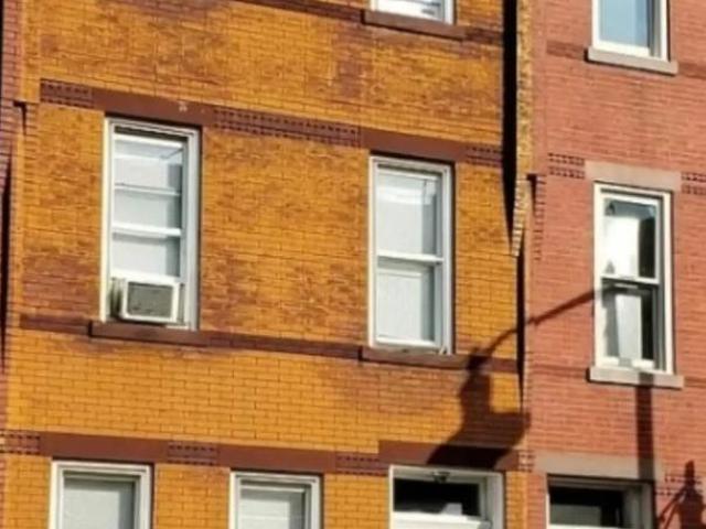2 Br, 1 bath, Condo 110 N Stockton Street First Floor