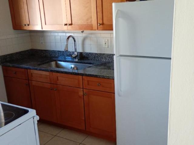 2 Br, 1 bath, Condo 111 Caribbean St