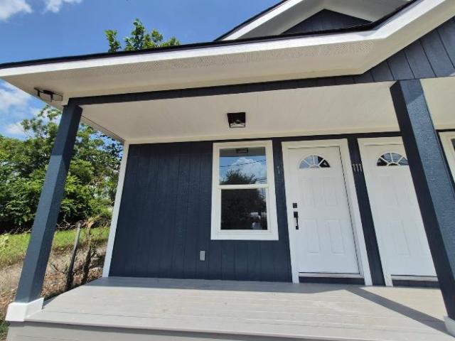2 Br, 1 bath, Condo 111 S 70th St