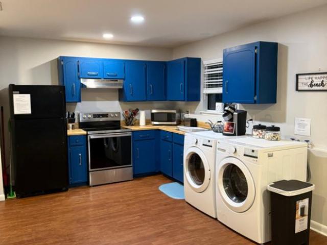 2 Br, 1 bath, Condo 111 Seaparc Circle