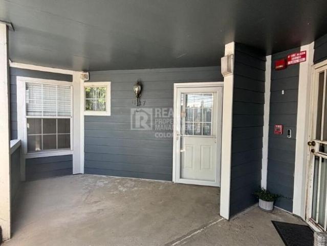 2 Br, 1 bath, Condo 1127 Alcott Street