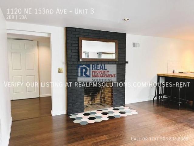 2 Br, 1 bath, Condo 1120 NE 153rd Ave