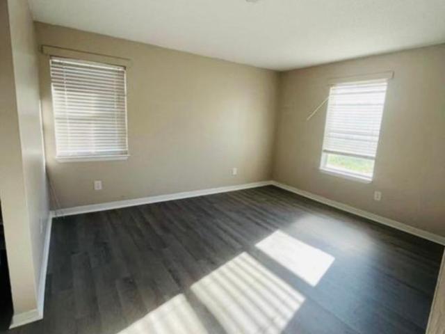 2 Br, 1 bath, Condo 1130 Gordon Ave
