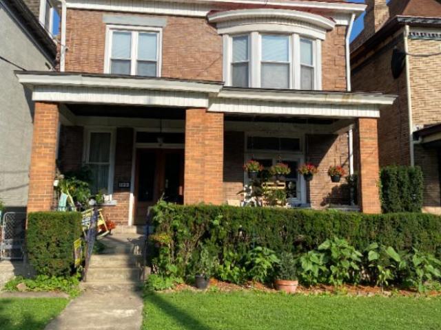 2 Br, 1 bath, Condo 1132 Portland Street