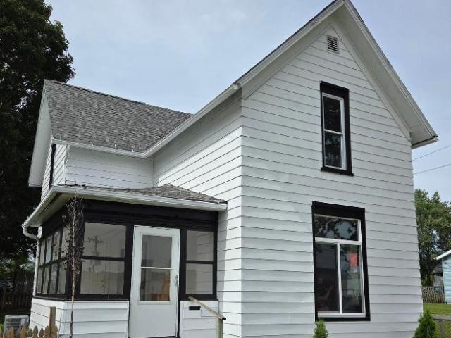 2 Br, 1 bath, Condo 113 Sargent St