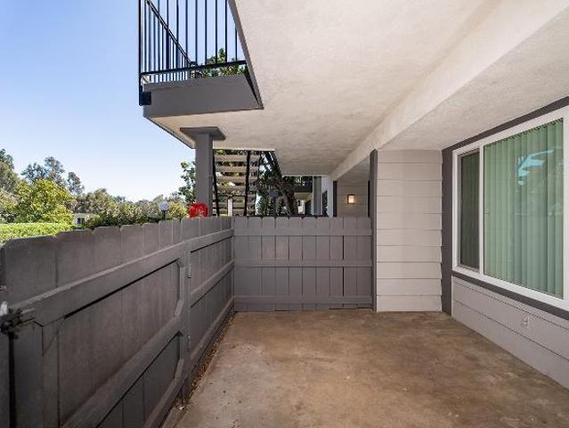 2 Br, 1 bath, Condo 1145 Meadow Lake Dr