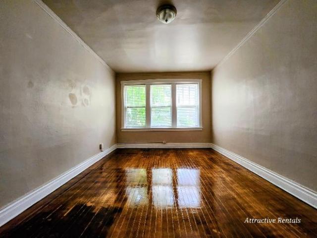 2 Br, 1 bath, Condo 1150 S Mason