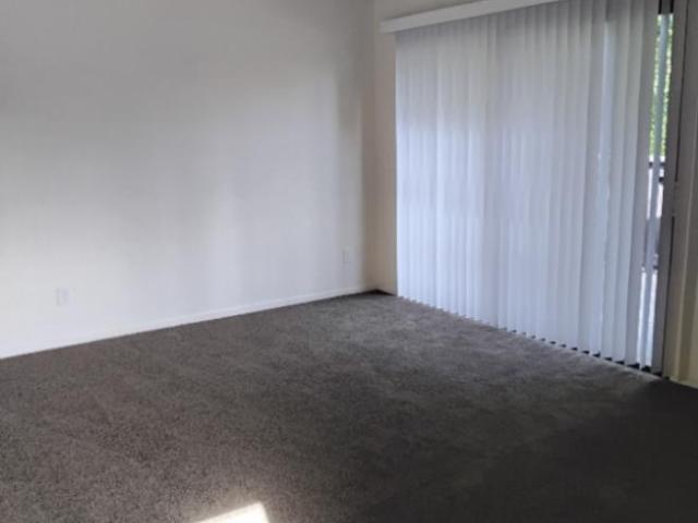 2 Br, 1 bath, Condo 1151 S Chestnut Ave