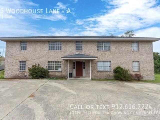 2 Br, 1 bath, Condo 115 Woodhouse Lane