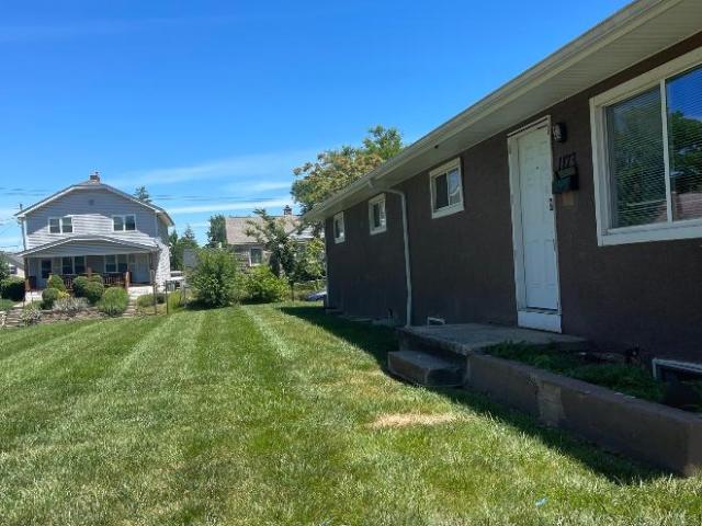 2 Br, 1 bath, Condo 1171 E 22nd Ave