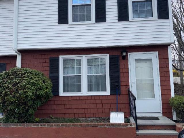 2 Br, 1 bath, Condo 117 Sunset Ave
