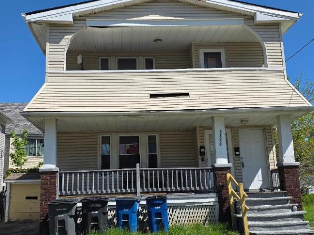 2 Br, 1 bath, Condo 11807 Honeydale