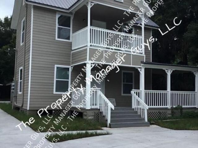 2 Br, 1 bath, Condo 119 S Grove Street