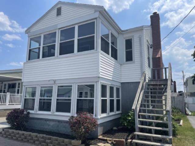 2 Br, 1 bath, Condo 11 Tuttle Avenue
