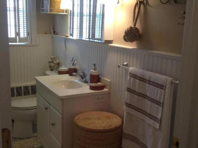 2 Br, 1 bath, Condo 11 Rutherford Court