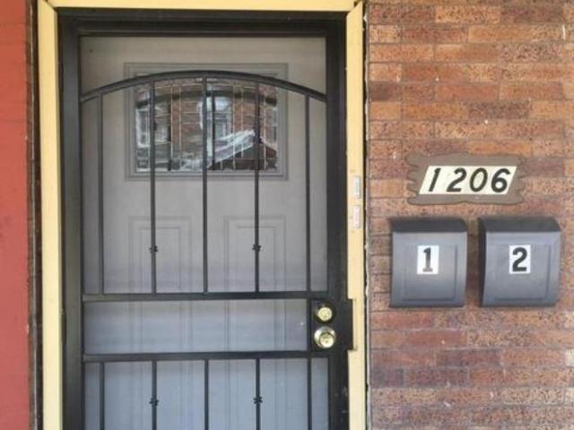 2 Br, 1 bath, Condo 1206 W Airdrie St