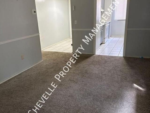 2 Br, 1 bath, Condo 1208 Bush River Rd